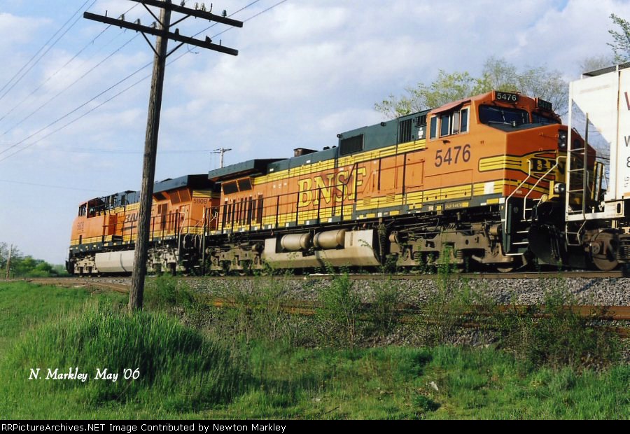 BNSF 5476